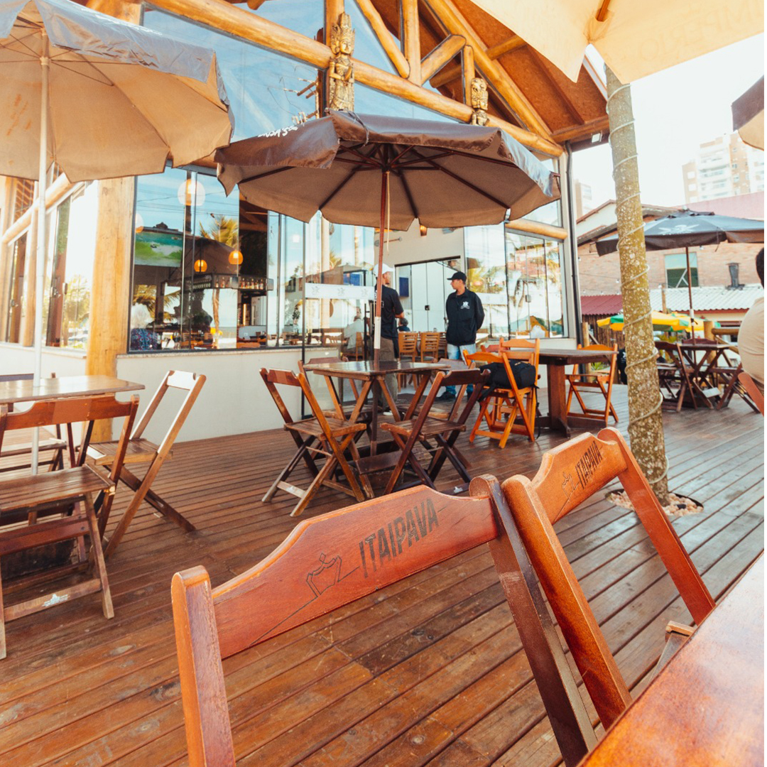 Brisa's Bar e Restaurante – Onde o sabor encontra o mar!